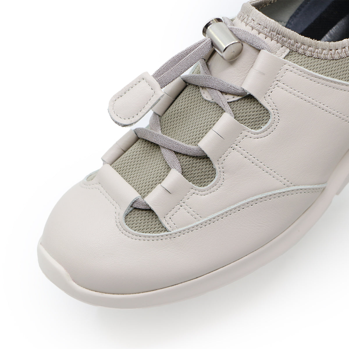 Cloud Pearl Extra Light Leather Sneakers – Shoes Republic